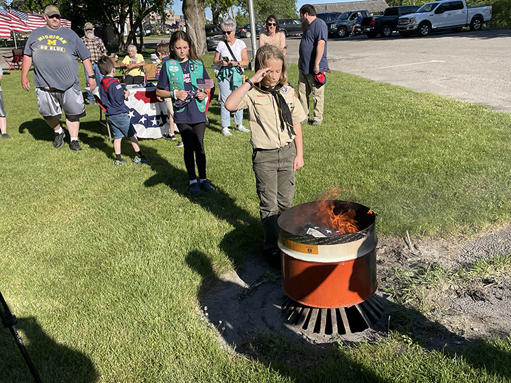 PHOTO: Scouts retire Old Glory on Flag Day | News, Sports, Jobs - The ...